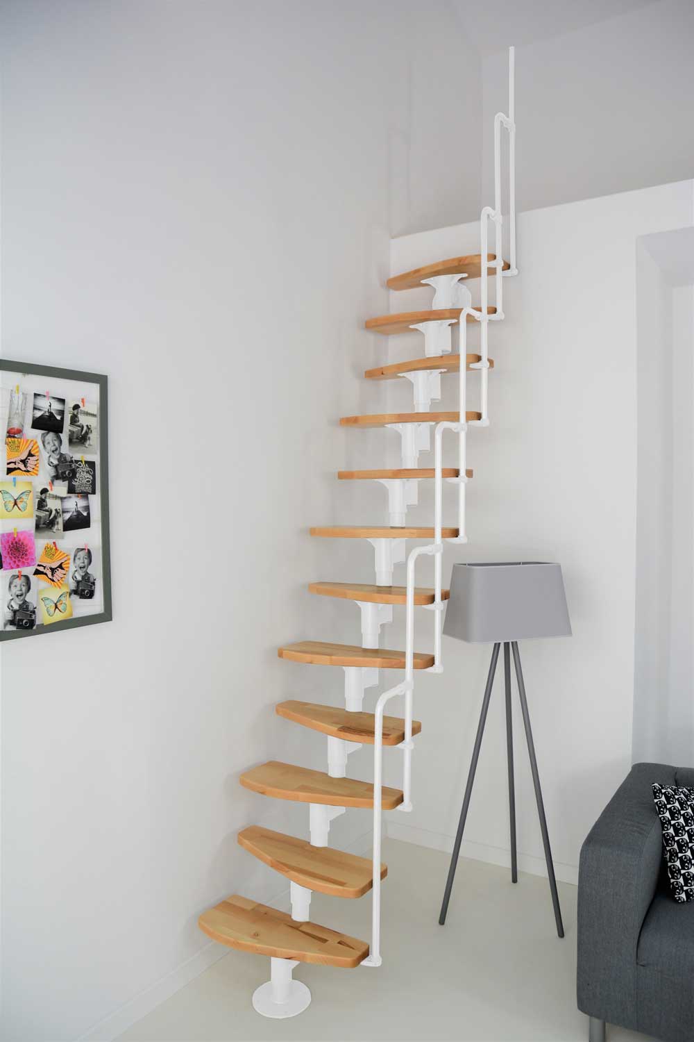 Scala in kit per interno salvaspazio monaco faggio/bianco